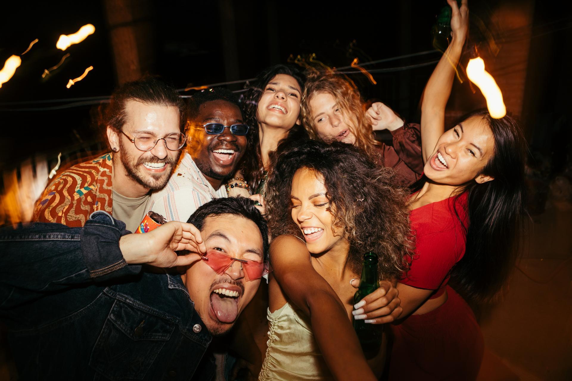 Perfekte Partyplanung - Einladungen selbst gestalten etc. Perfekte Partyplanung - Einladungen selbst gestalten etc.